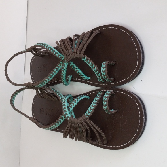 Plaka | Shoes | Plaka Womens Flat Sandals Palm Leaf Slip On Turquoise ...